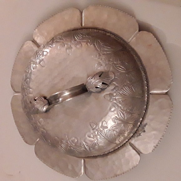 Trade Continental Mark | Dining | Covered Plate | Poshmark